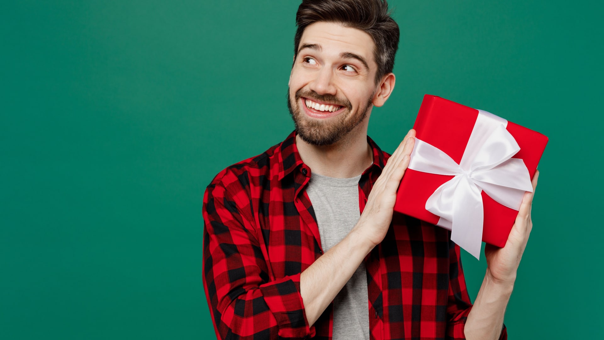 Using the Five Gift Rule To Give Everyone a Magical Christmas